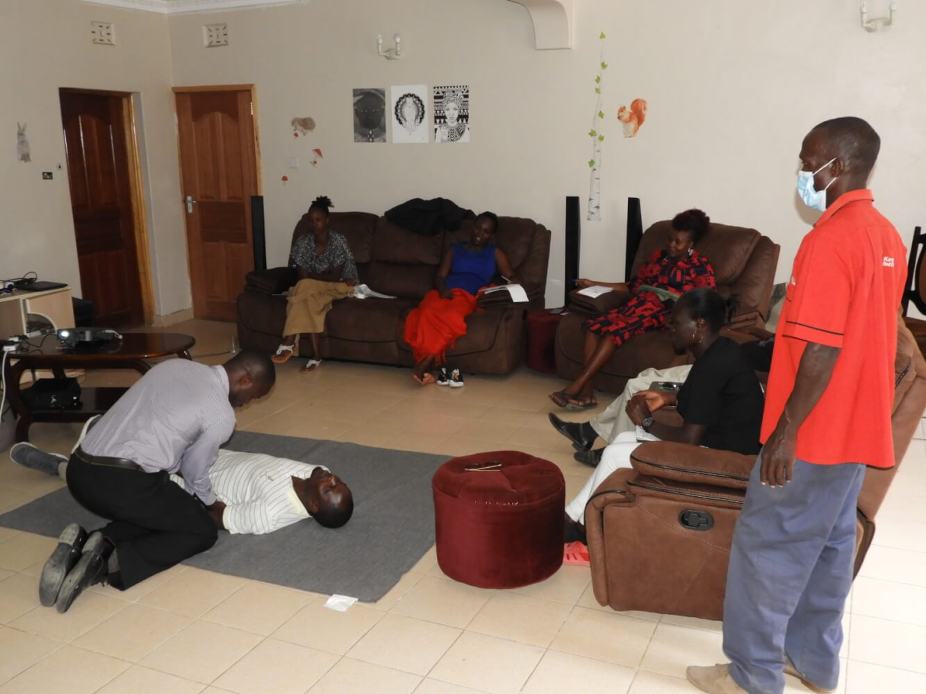 First Aid Course at Doyle Farm in Kenya - Rafiki Mwema